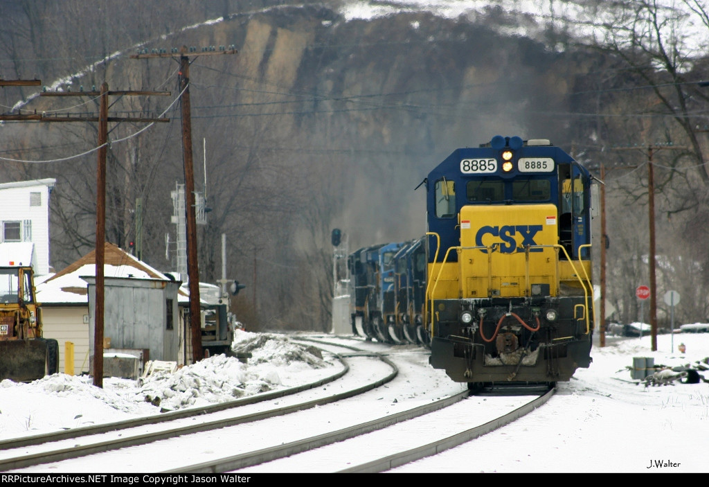 CSX 8885